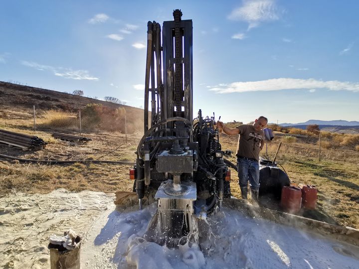 Γεωτρήσεις Geotriseis - Αξιόπιστη γεώτρηση νερού απ'το 1960